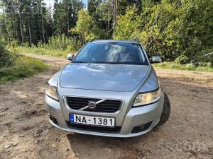 Серый Вольво В50 2009 в Рига, объемом двигателя 1.60 л и пробегом 299 тыс. км за 2400 €, фото 3 на AUTOMOTO.COM.LV