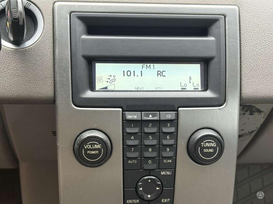 Серый Вольво В50 2009 в Алитус, объемом двигателя 2.44 л и пробегом 210 тыс. км за 2650 €, фото 20 на AUTOMOTO.COM.LV