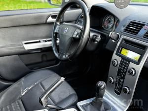 Grey Volvo V50 2009 in Riga, with an engine capacity of 2.00 L and mileage of 346 thousand km for 1950 €, photo 12 on AUTOMOTO.COM.LV