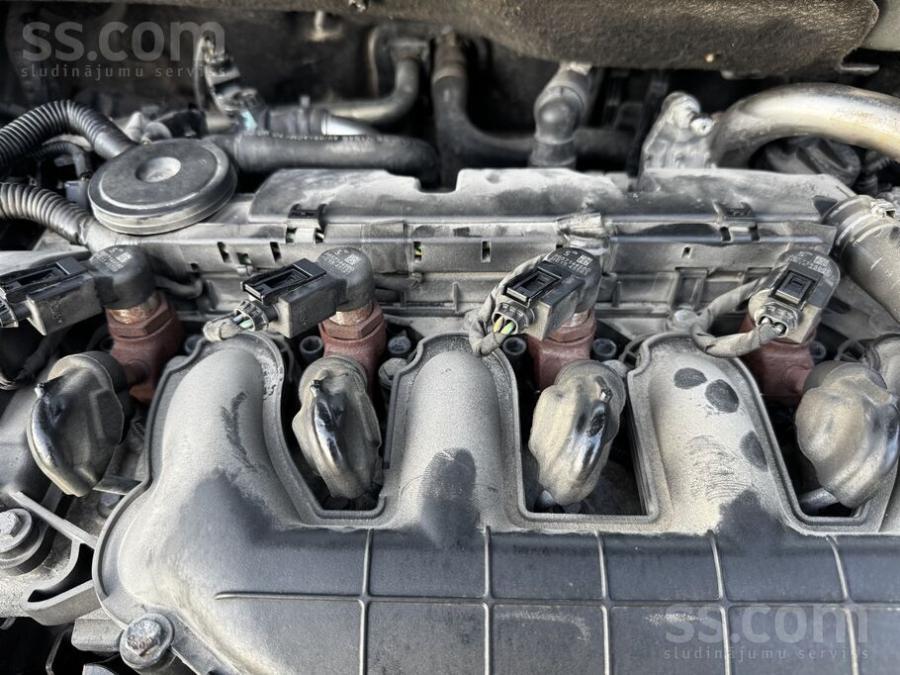 Grey Volvo V50 2009 in Riga, with an engine capacity of 2.00 L and mileage of 346 thousand km for 1950 €, photo 20 on AUTOMOTO.COM.LV