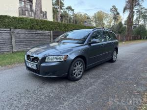 Pelēks Volvo V50 2009 Jūrmala, ar dzinēja tilpumu 2.00 L un nobraukumu 310 tūkst. km par 2300 €, foto 3 vietnē AUTOMOTO.COM.LV