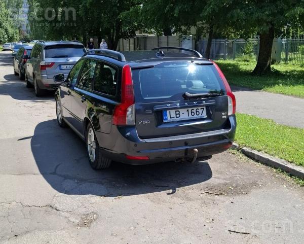 Pelēks Volvo V50 2010 Rīga, ar dzinēja tilpumu 1.60 L un nobraukumu 278 tūkst. km par 2300 €, foto 2 vietnē AUTOMOTO.COM.LV