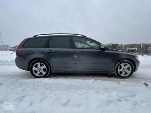 Grey Volvo V50 2010 in Vilnius, with an engine capacity of 2.00 L and mileage of 352 thousand km for 3200 €, photo 3 on AUTOMOTO.COM.LV