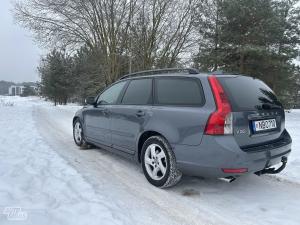 Grey Volvo V50 2010 in Vilnius, with an engine capacity of 2.00 L and mileage of 352 thousand km for 3200 €, photo 6 on AUTOMOTO.COM.LV