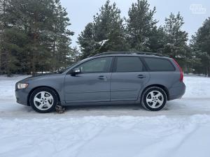 Grey Volvo V50 2010 in Vilnius, with an engine capacity of 2.00 L and mileage of 352 thousand km for 3200 €, photo 7 on AUTOMOTO.COM.LV