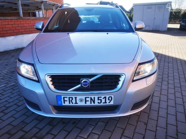 Pelēks Volvo V50 2010 Klaipėda, ar dzinēja tilpumu 1.60 L un nobraukumu 209 tūkst. km par 3390 €, foto 2 vietnē AUTOMOTO.COM.LV