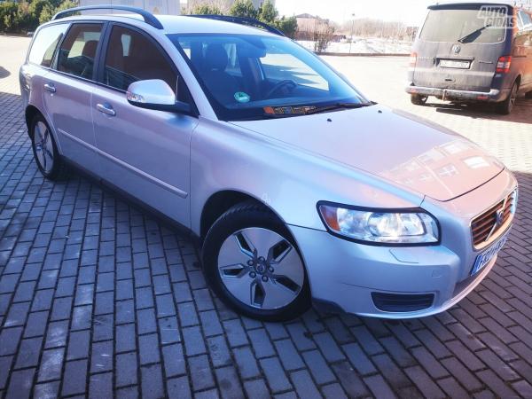 Pelēks Volvo V50 2010 Klaipėda, ar dzinēja tilpumu 1.60 L un nobraukumu 209 tūkst. km par 3390 €, foto 3 vietnē AUTOMOTO.COM.LV