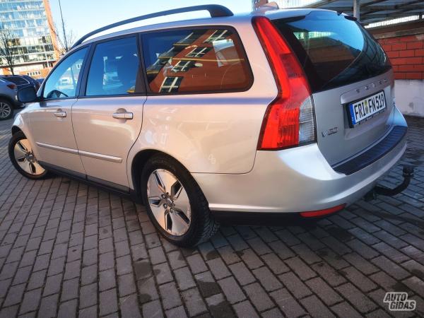 Pelēks Volvo V50 2010 Klaipėda, ar dzinēja tilpumu 1.60 L un nobraukumu 209 tūkst. km par 3390 €, foto 4 vietnē AUTOMOTO.COM.LV
