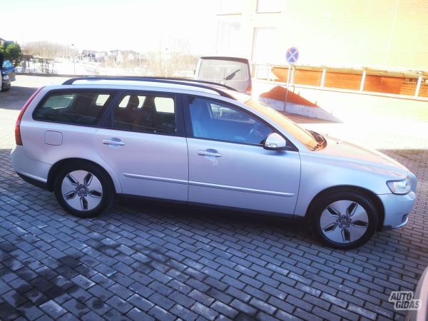 Pelēks Volvo V50 2010 Klaipėda, ar dzinēja tilpumu 1.60 L un nobraukumu 209 tūkst. km par 3390 €, foto 8 vietnē AUTOMOTO.COM.LV