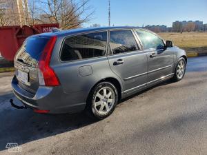 Grey Volvo V50 2010 in Siauliai, with an engine capacity of 1.60 L and mileage of 340 thousand km for 2200 €, photo 3 on AUTOMOTO.COM.LV
