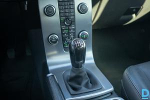 Pelēks Volvo V50 2010 Liepāja, ar dzinēja tilpumu 1.60 L un nobraukumu 380 tūkst. km par 3500 €, foto 10 vietnē AUTOMOTO.COM.LV