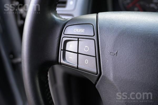 Pelēks Volvo V50 2010 Rīga, ar dzinēja tilpumu 1.60 L un nobraukumu 279 tūkst. km par 4690 €, foto 7 vietnē AUTOMOTO.COM.LV