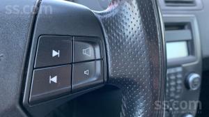 Pelēks Volvo V50 2010 Talsi, ar dzinēja tilpumu 2.00 L un nobraukumu 0 tūkst. km par 2999 €, foto 17 vietnē AUTOMOTO.COM.LV