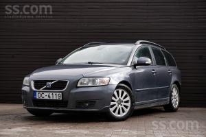 Grey Volvo V50 2010 in Riga, with an engine capacity of 1.60 L and mileage of 330 thousand km for 3990 €, photo  on AUTOMOTO.COM.LV