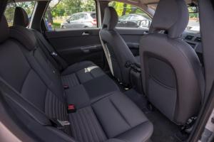 Grey Volvo V50 2010 in Riga, with an engine capacity of 1.60 L and mileage of 290 thousand km for 4300 €, photo 12 on AUTOMOTO.COM.LV