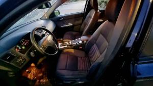 Grey Volvo V50 2010 in Cesis, with an engine capacity of 2.00 L and mileage of 359 thousand km for 2650 €, photo 25 on AUTOMOTO.COM.LV