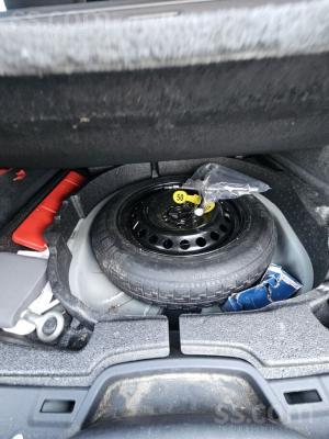 Pelēks Volvo V50 2010 Rīga, ar dzinēja tilpumu 1.60 L un nobraukumu 327 tūkst. km par 2200 €, foto 11 vietnē AUTOMOTO.COM.LV