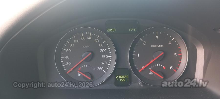 Grey Volvo V50 2010 in Parnu, with an engine capacity of 1.60 L and mileage of 276 thousand km for 2900 €, photo 7 on AUTOMOTO.COM.LV