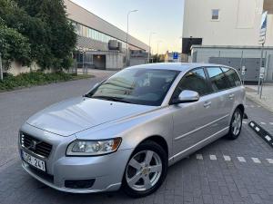 Pelēks Volvo V50 2010 Viļņa, ar dzinēja tilpumu 2.00 L un nobraukumu 340 tūkst. km par 2450 €, foto  vietnē AUTOMOTO.COM.LV