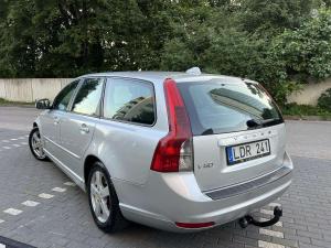 Pelēks Volvo V50 2010 Viļņa, ar dzinēja tilpumu 2.00 L un nobraukumu 340 tūkst. km par 2450 €, foto 9 vietnē AUTOMOTO.COM.LV