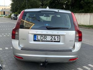 Pelēks Volvo V50 2010 Viļņa, ar dzinēja tilpumu 2.00 L un nobraukumu 340 tūkst. km par 2450 €, foto 11 vietnē AUTOMOTO.COM.LV