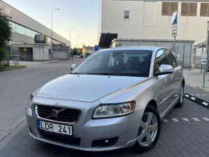 Pelēks Volvo V50 2010 Viļņa, ar dzinēja tilpumu 2.00 L un nobraukumu 340 tūkst. km par 2450 €, foto 12 vietnē AUTOMOTO.COM.LV
