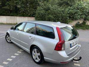 Pelēks Volvo V50 2010 Viļņa, ar dzinēja tilpumu 2.00 L un nobraukumu 340 tūkst. km par 2450 €, foto 16 vietnē AUTOMOTO.COM.LV