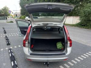 Pelēks Volvo V50 2010 Viļņa, ar dzinēja tilpumu 2.00 L un nobraukumu 340 tūkst. km par 2450 €, foto 19 vietnē AUTOMOTO.COM.LV