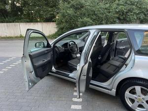 Pelēks Volvo V50 2010 Viļņa, ar dzinēja tilpumu 2.00 L un nobraukumu 340 tūkst. km par 2450 €, foto 23 vietnē AUTOMOTO.COM.LV