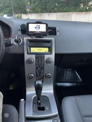 Pelēks Volvo V50 2010 Viļņa, ar dzinēja tilpumu 2.00 L un nobraukumu 340 tūkst. km par 2450 €, foto 41 vietnē AUTOMOTO.COM.LV