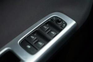 Pelēks Volvo V50 2010 Liepāja, ar dzinēja tilpumu 1.60 L un nobraukumu 339 tūkst. km par 4250 €, foto 31 vietnē AUTOMOTO.COM.LV