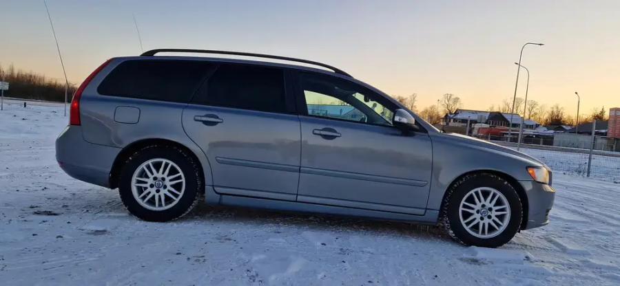 Серый Вольво В50 2010 в Даугавпилс, объемом двигателя 1.60 л и пробегом 283 тыс. км за 3500 €, фото 7 на AUTOMOTO.COM.LV