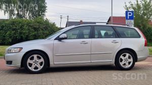 Grey Volvo V50 2010 in Jelgava, with an engine capacity of 1.60 L and mileage of 357 thousand km for 1950 €, photo 15 on AUTOMOTO.COM.LV