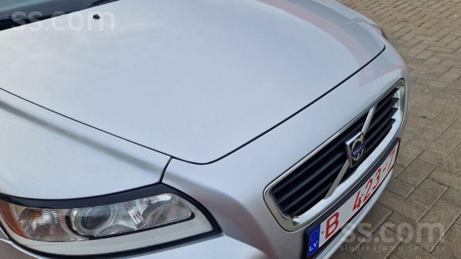 Grey Volvo V50 2010 in Jelgava, with an engine capacity of 1.60 L and mileage of 357 thousand km for 1950 €, photo 21 on AUTOMOTO.COM.LV