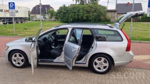 Grey Volvo V50 2010 in Jelgava, with an engine capacity of 1.60 L and mileage of 357 thousand km for 1950 €, photo 25 on AUTOMOTO.COM.LV