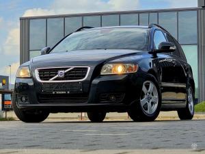 Pelēks Volvo V50 2010 Šauļi, ar dzinēja tilpumu 1.56 L un nobraukumu 270 tūkst. km par 3650 €, foto 4 vietnē AUTOMOTO.COM.LV