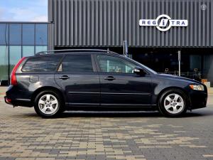 Pelēks Volvo V50 2010 Šauļi, ar dzinēja tilpumu 1.56 L un nobraukumu 270 tūkst. km par 3650 €, foto 8 vietnē AUTOMOTO.COM.LV