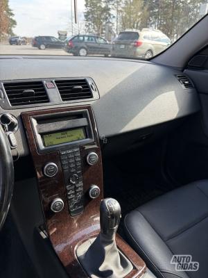 Pelēks Volvo V50 2010 Kauņa, ar dzinēja tilpumu 2.00 L un nobraukumu 288 tūkst. km par 1500 €, foto 10 vietnē AUTOMOTO.COM.LV