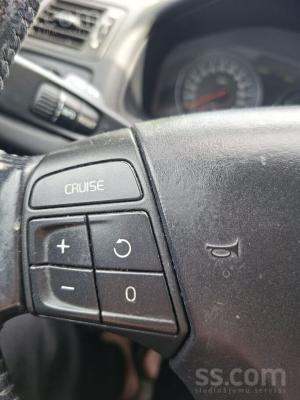Pelēks Volvo V50 2010 Rīga, ar dzinēja tilpumu 2.00 L un nobraukumu 255 tūkst. km par 3900 €, foto 11 vietnē AUTOMOTO.COM.LV