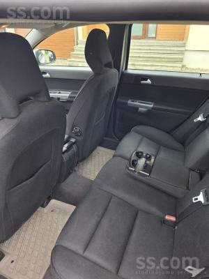 Pelēks Volvo V50 2010 Rīga, ar dzinēja tilpumu 2.00 L un nobraukumu 255 tūkst. km par 3900 €, foto 13 vietnē AUTOMOTO.COM.LV