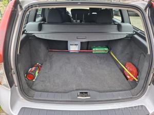 Pelēks Volvo V50 2010 Rīga, ar dzinēja tilpumu 2.00 L un nobraukumu 255 tūkst. km par 3900 €, foto 15 vietnē AUTOMOTO.COM.LV