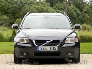 Pelēks Volvo V50 2010 Viljandi, ar dzinēja tilpumu 1.60 L un nobraukumu 242 tūkst. km par 1999 €, foto 3 vietnē AUTOMOTO.COM.LV