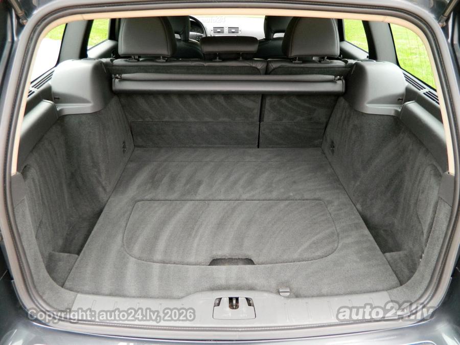 Pelēks Volvo V50 2010 Viljandi, ar dzinēja tilpumu 1.60 L un nobraukumu 242 tūkst. km par 1999 €, foto 16 vietnē AUTOMOTO.COM.LV