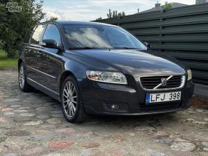 Grey Volvo V50 2010 in Panevezys, with an engine capacity of 2.00 L and mileage of 347 thousand km for 2300 €, photo  on AUTOMOTO.COM.LV
