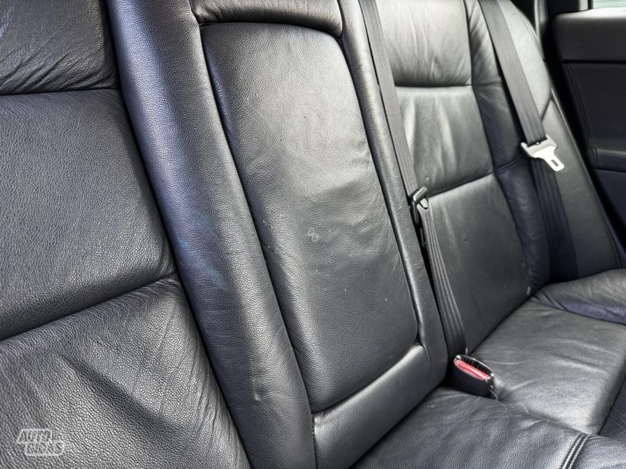 Grey Volvo V50 2010 in Panevezys, with an engine capacity of 2.00 L and mileage of 347 thousand km for 2300 €, photo 22 on AUTOMOTO.COM.LV