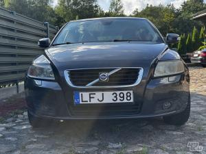 Grey Volvo V50 2010 in Panevezys, with an engine capacity of 2.00 L and mileage of 347 thousand km for 2230 €, photo 8 on AUTOMOTO.COM.LV