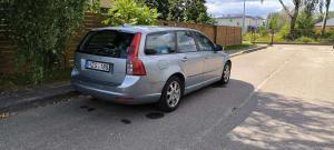 Pelēks Volvo V50 2010 Viļņa, ar dzinēja tilpumu 2.00 L un nobraukumu 391 tūkst. km par 1800 €, foto 6 vietnē AUTOMOTO.COM.LV