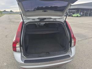 Pelēks Volvo V50 2010 Šauļi, ar dzinēja tilpumu 1.56 L un nobraukumu 299 tūkst. km par 2100 €, foto 8 vietnē AUTOMOTO.COM.LV