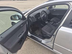 Pelēks Volvo V50 2010 Šauļi, ar dzinēja tilpumu 1.56 L un nobraukumu 299 tūkst. km par 2100 €, foto 11 vietnē AUTOMOTO.COM.LV