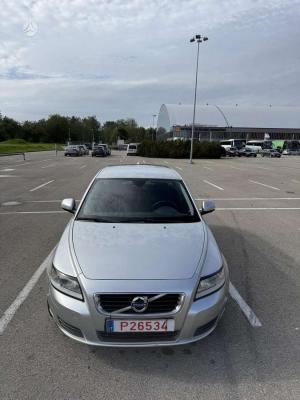 Серый Вольво В50 2010 в Шяуляй, объемом двигателя 1.56 л и пробегом 333 тыс. км за 3450 €, фото 3 на AUTOMOTO.COM.LV
